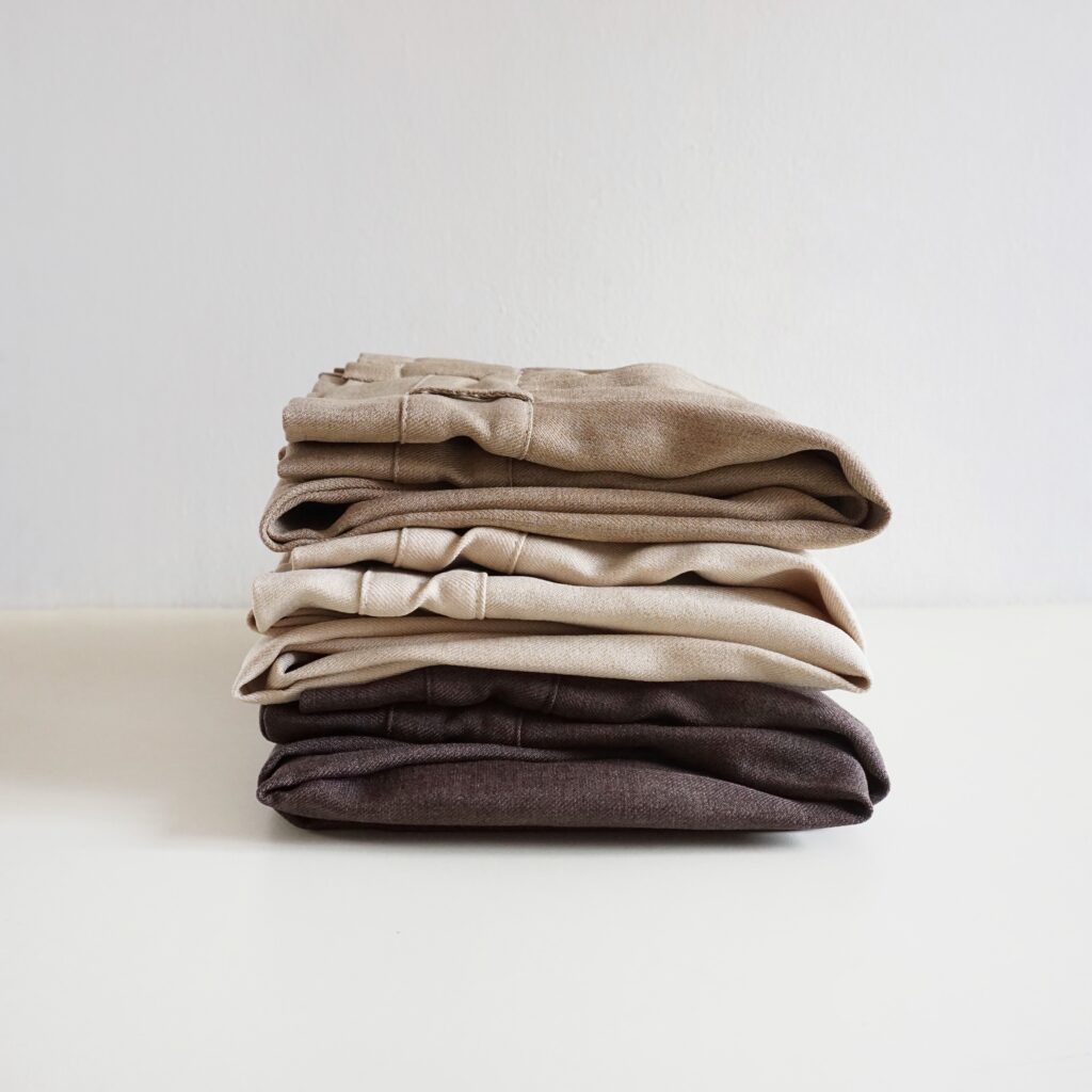 Editor Pants - C L A S S Y casual look expert